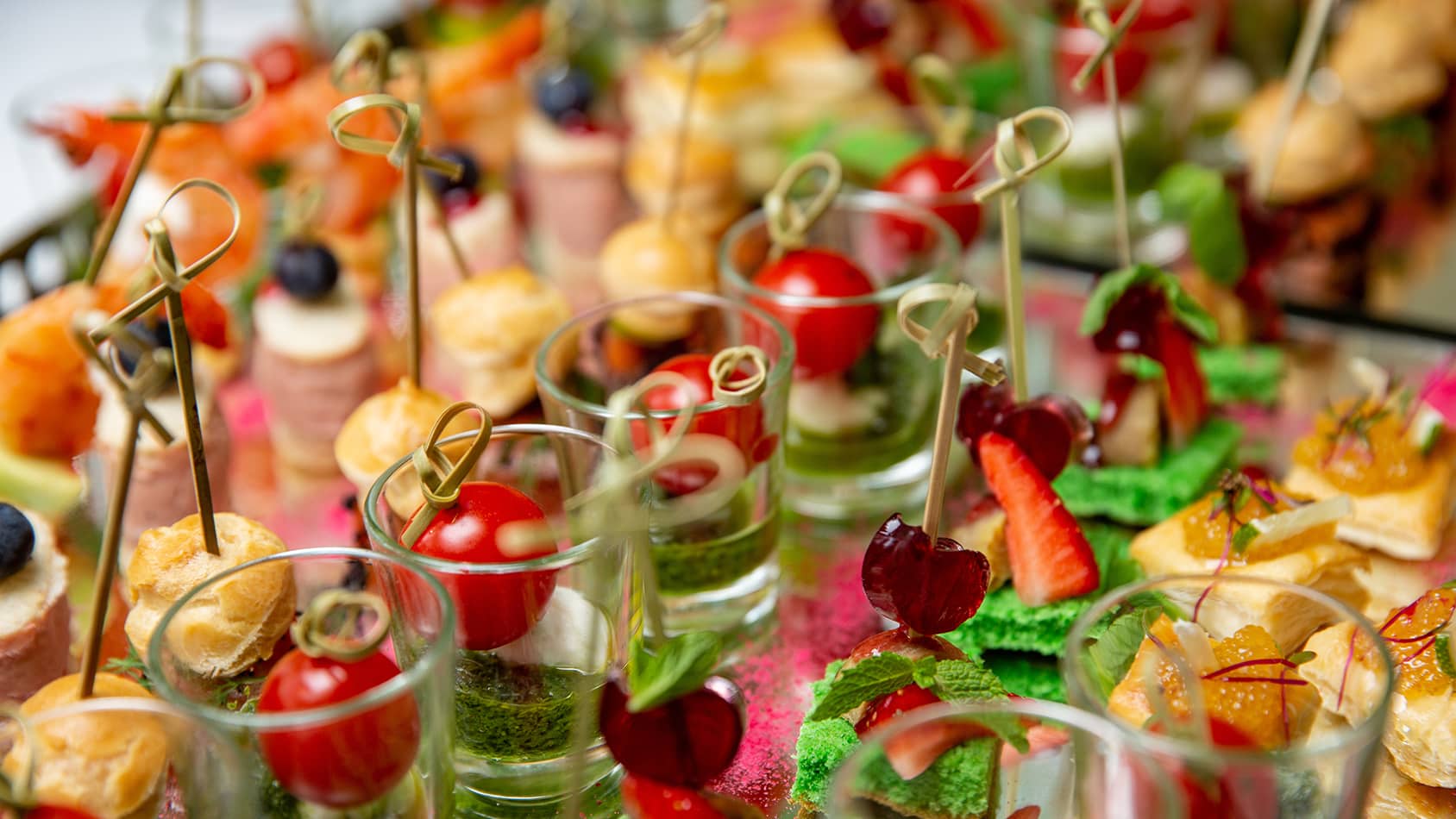 Appetizers Buffet Line - Carl's at Mahoney State Park